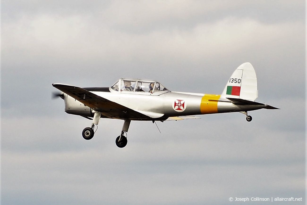 1350 / G-CGAO 1958 OGMA DHC-1 Chipmunk T.20 - Aviation Photos | Global ...