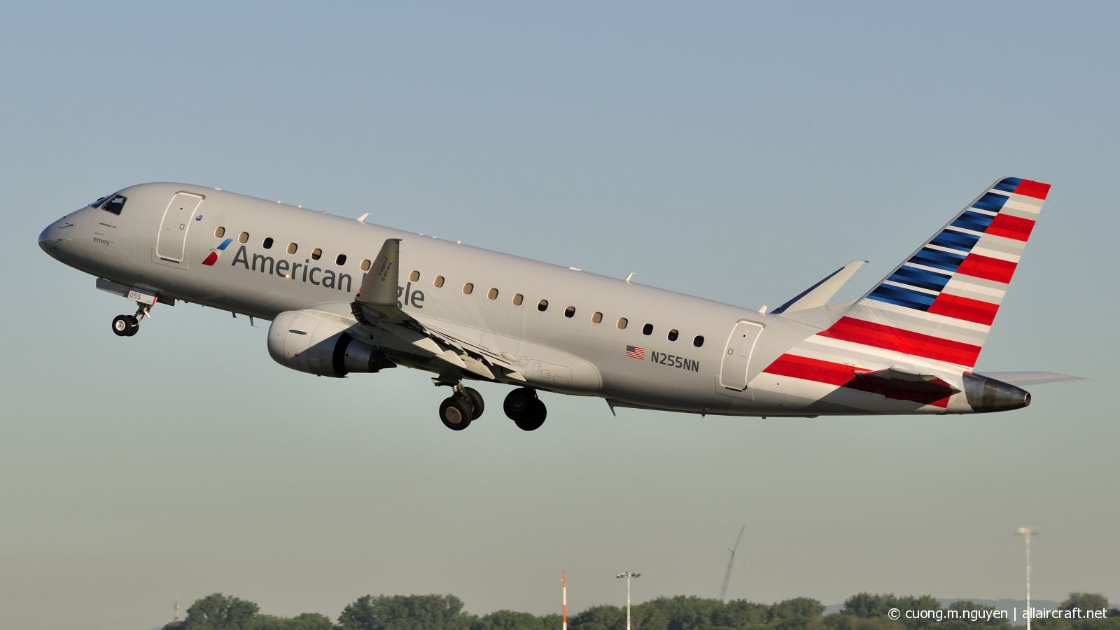 N255NN (17000664) Embraer 170-200LR - Aviation Photos | Global Plane ...